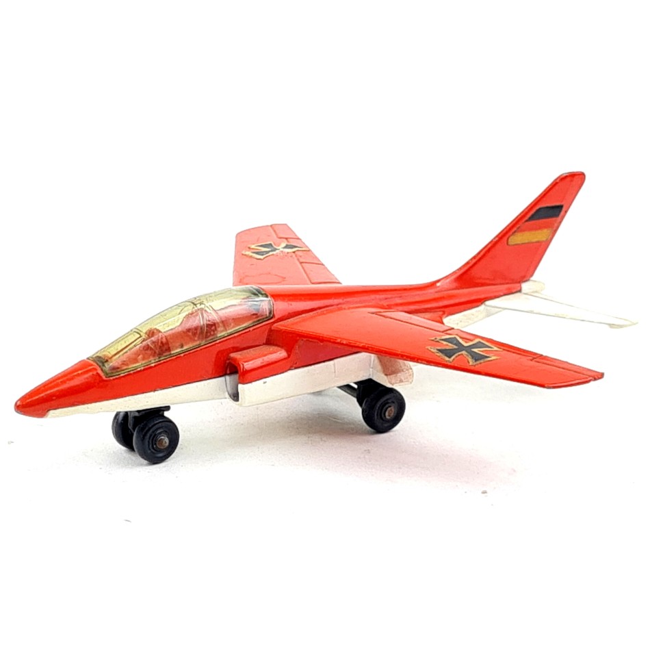 MATCHBOX : Sky Busters SB11 - Die cast plane Alpha Jet